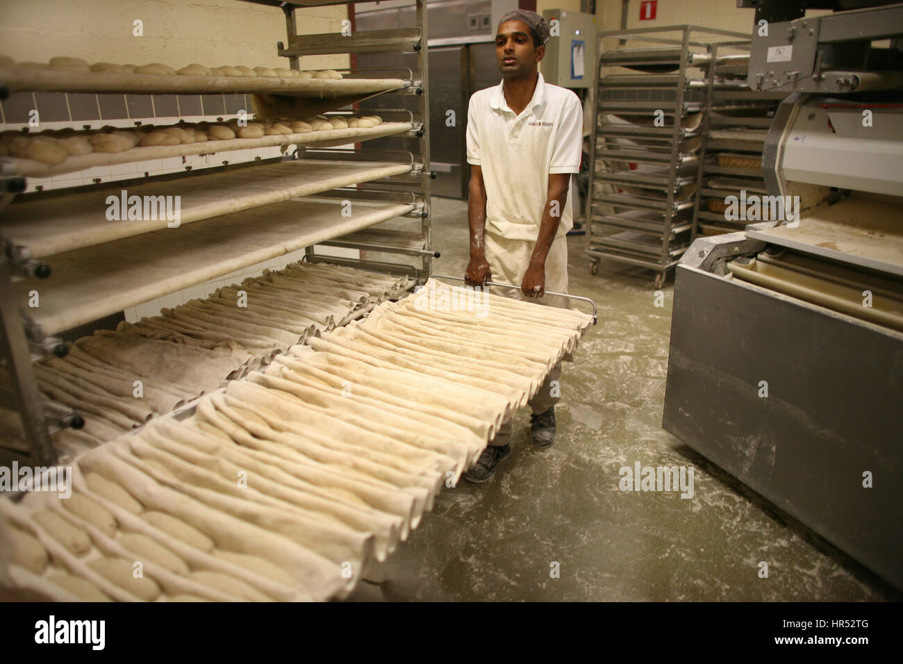 baker at work Stock Photo - Alamy