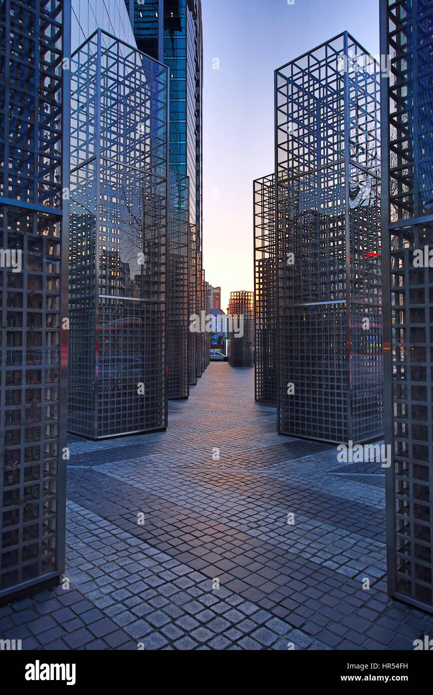 Tall structures hi-res stock photography and images - Alamy