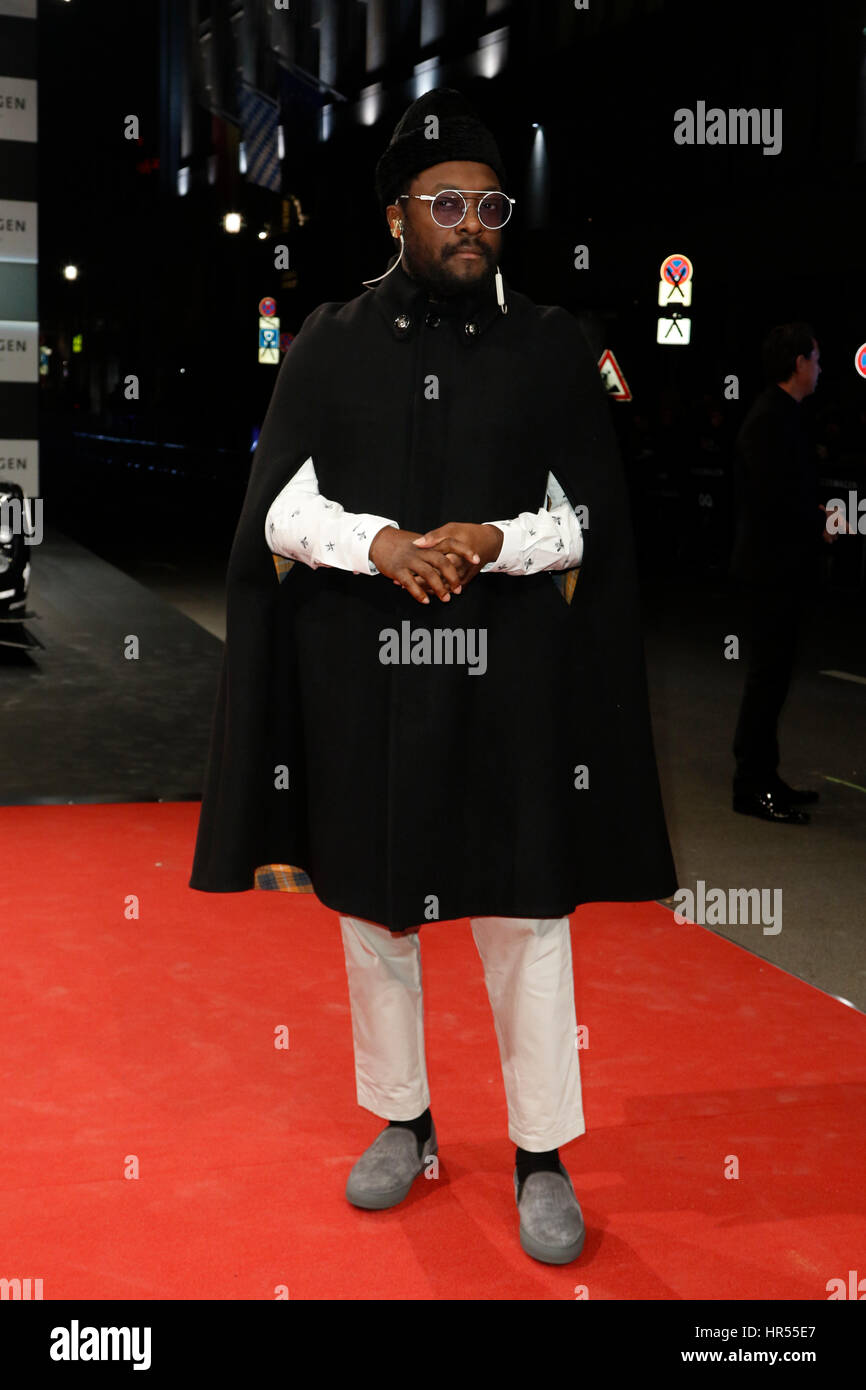 Berlin, Germany, 10th NOV, 2016. Adam Williams aka will.i.am attending ...