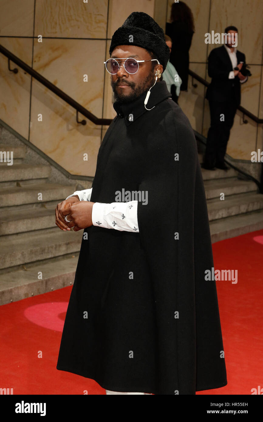 Berlin, Germany, 10th NOV, 2016. Adam Williams aka will.i.am attending ...