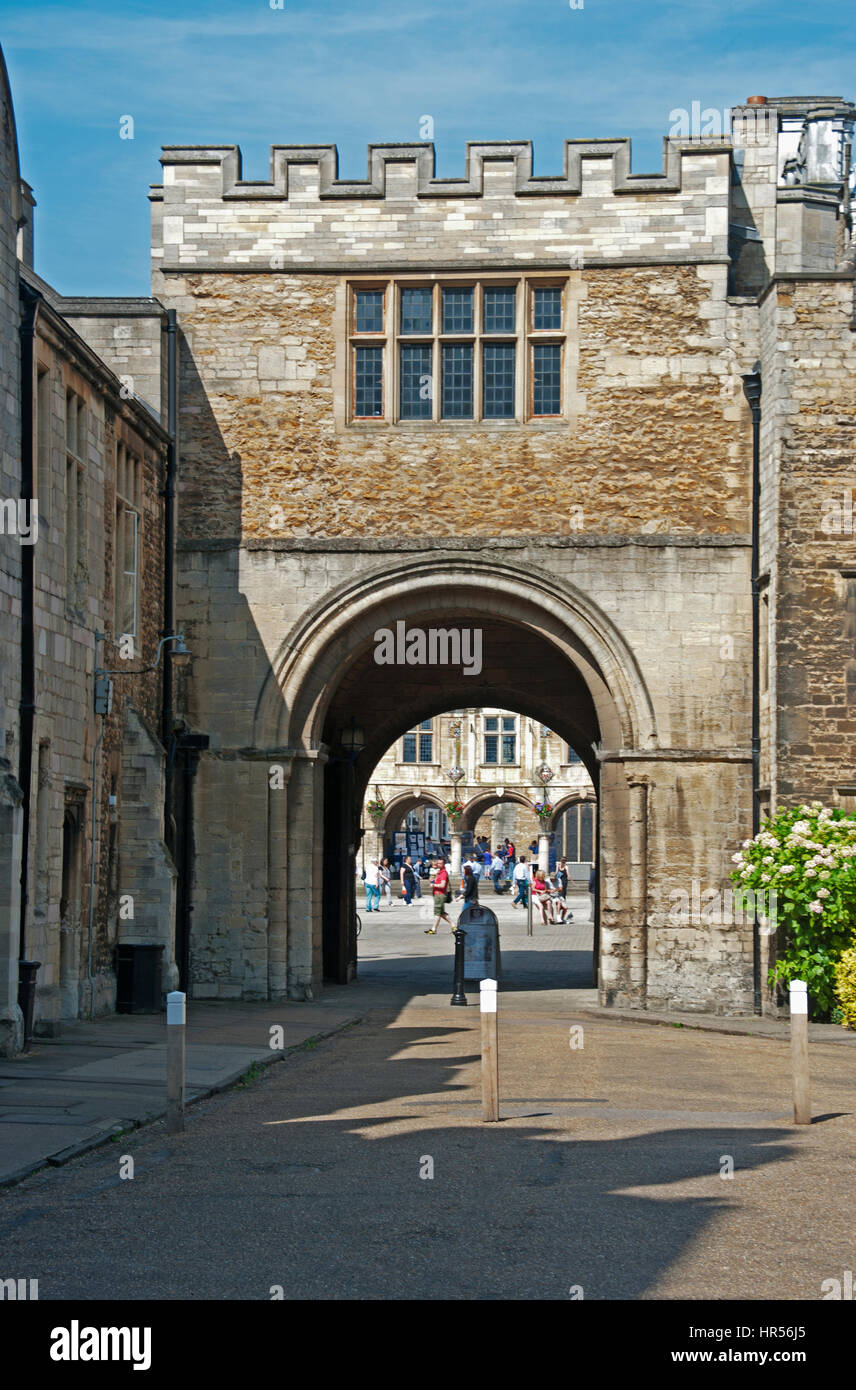 Norman Gate, Peterborough Cathedral, Cambridgeshire Stock Photo - Alamy