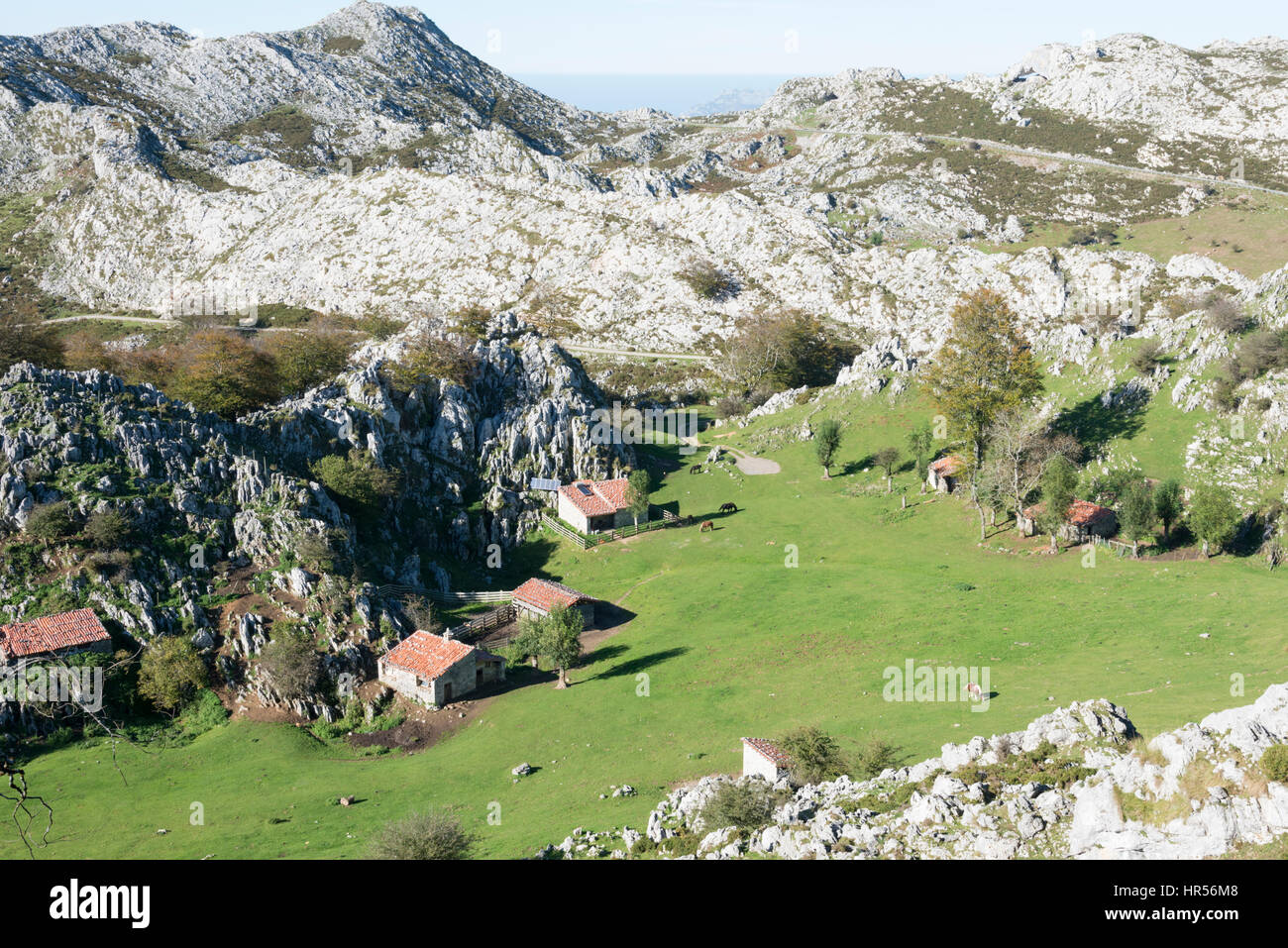 Villages of picos de europa hi-res stock photography and images - Alamy