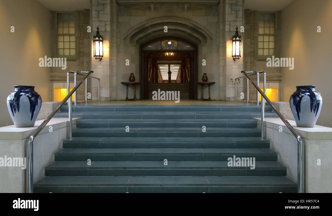 entrance to an art museum Stock Photo - Alamy