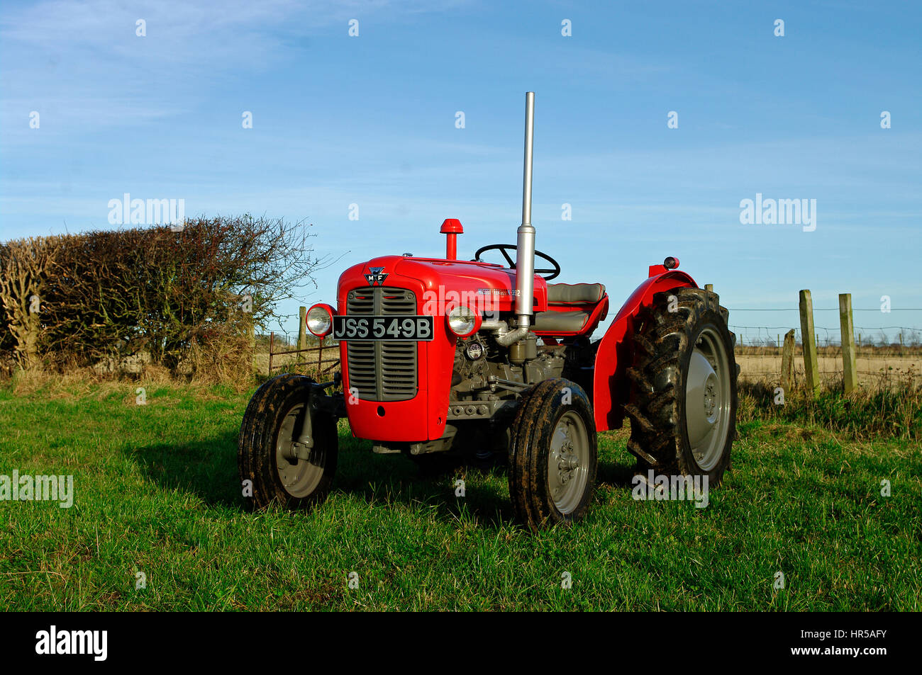 Massey ferguson 35x tractor hi-res stock photography and images - Alamy