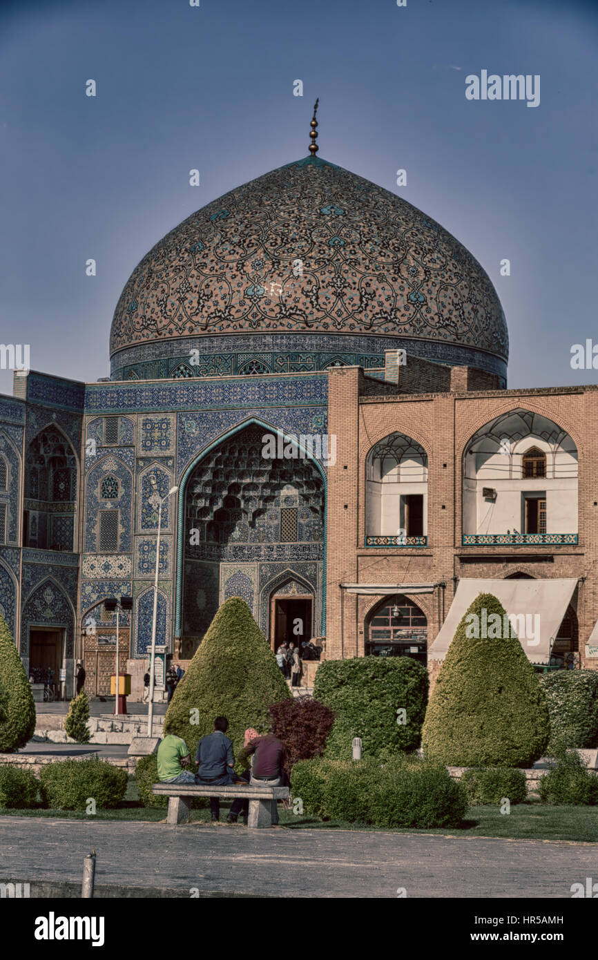 in iran old square mosque and fountain water backlight Stock Photo - Alamy