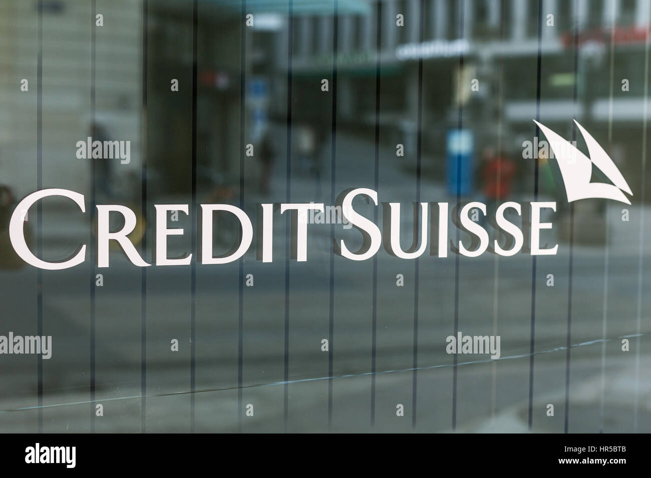Credit suisse logo hi-res stock photography and images - Alamy