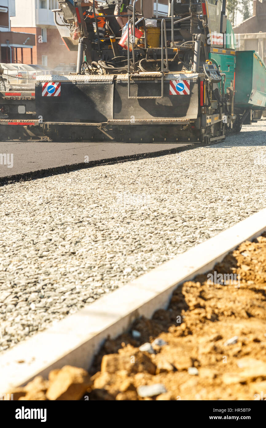 Asphalt placing machine hi-res stock photography and images - Alamy