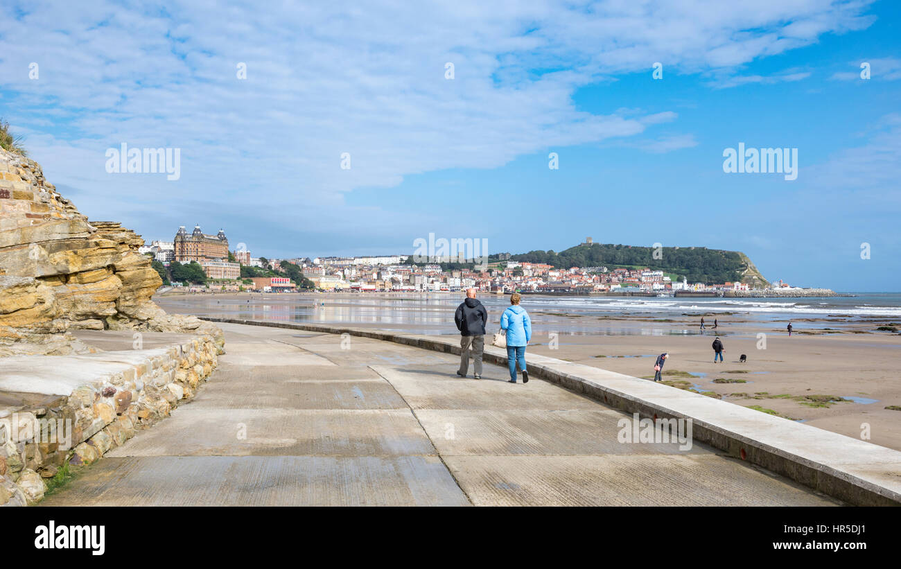 Promenade scarborough hi-res stock photography and images - Alamy