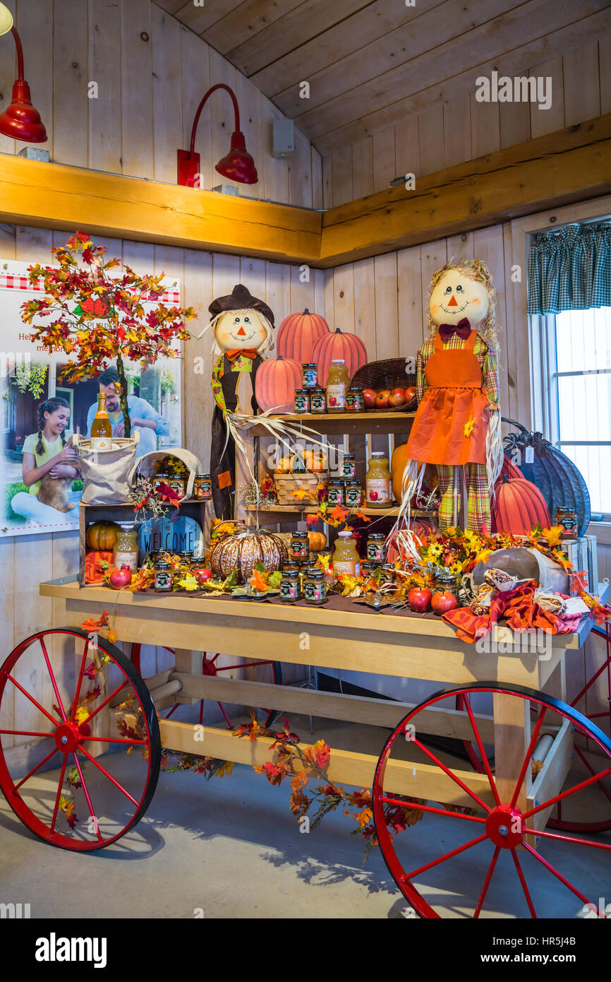 The Smucker's Store interior in Orville, Ohio, USA Stock Photo - Alamy