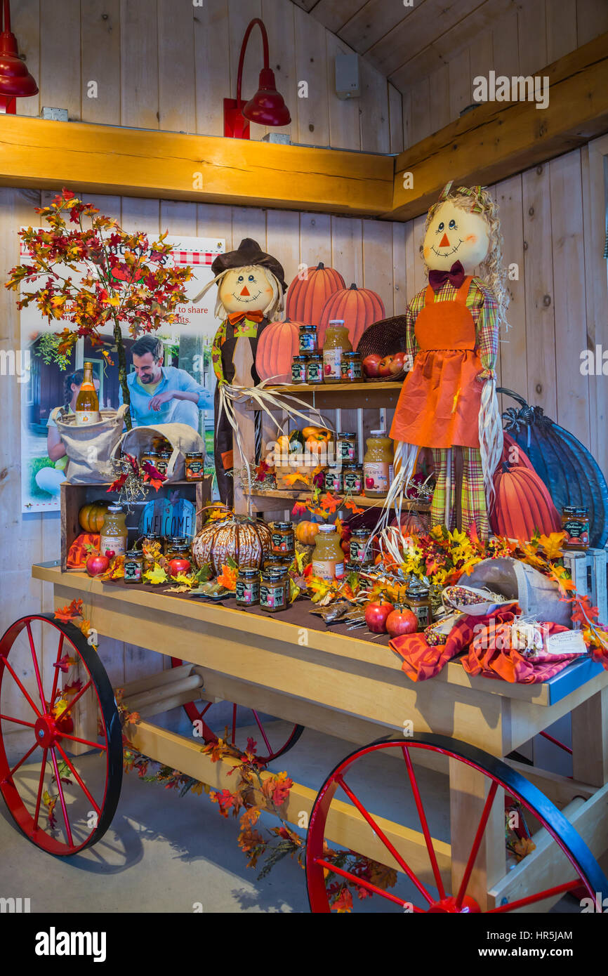 The Smucker's Store interior in Orville, Ohio, USA Stock Photo - Alamy