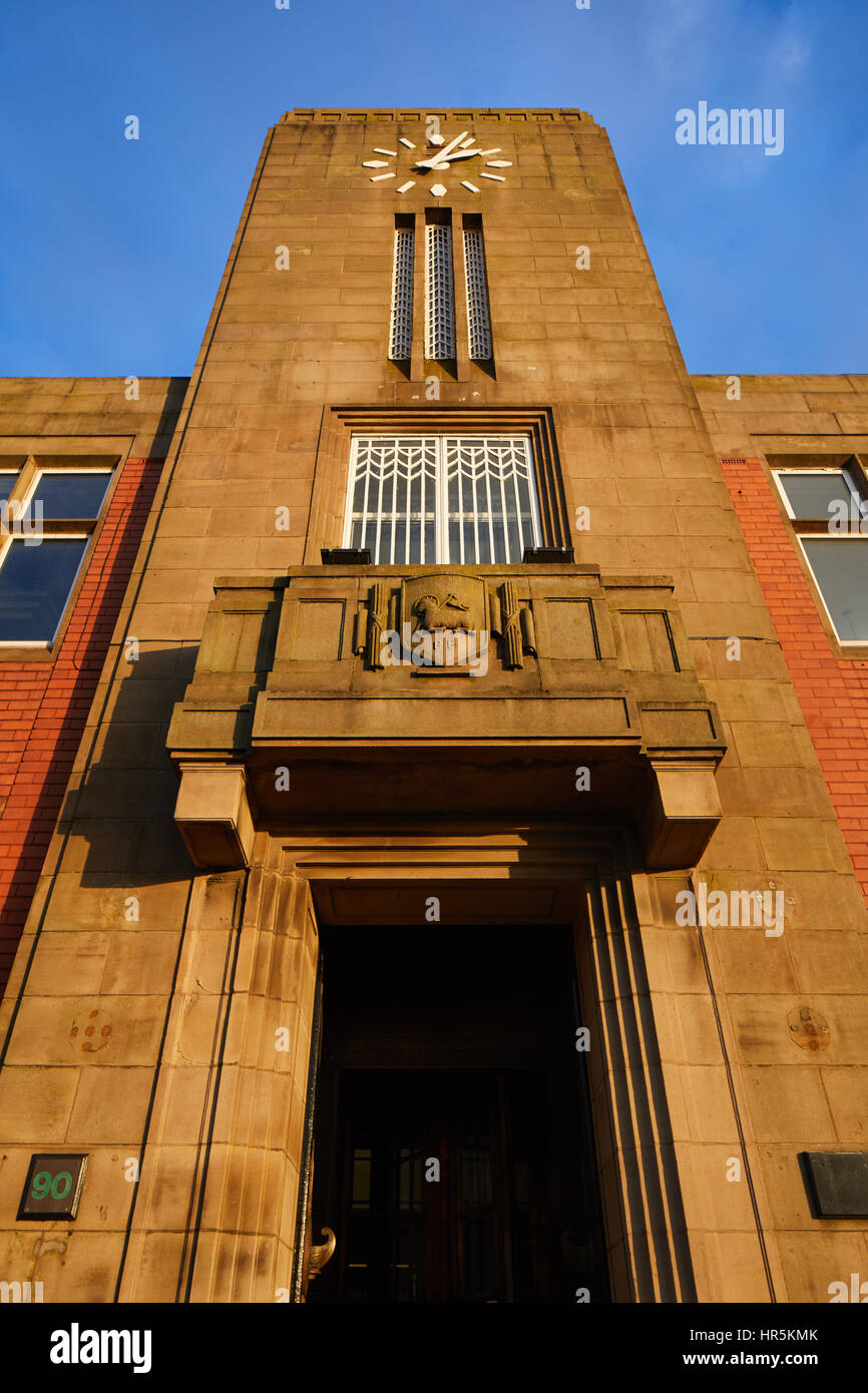 Old art deco brick building hi-res stock photography and images - Alamy