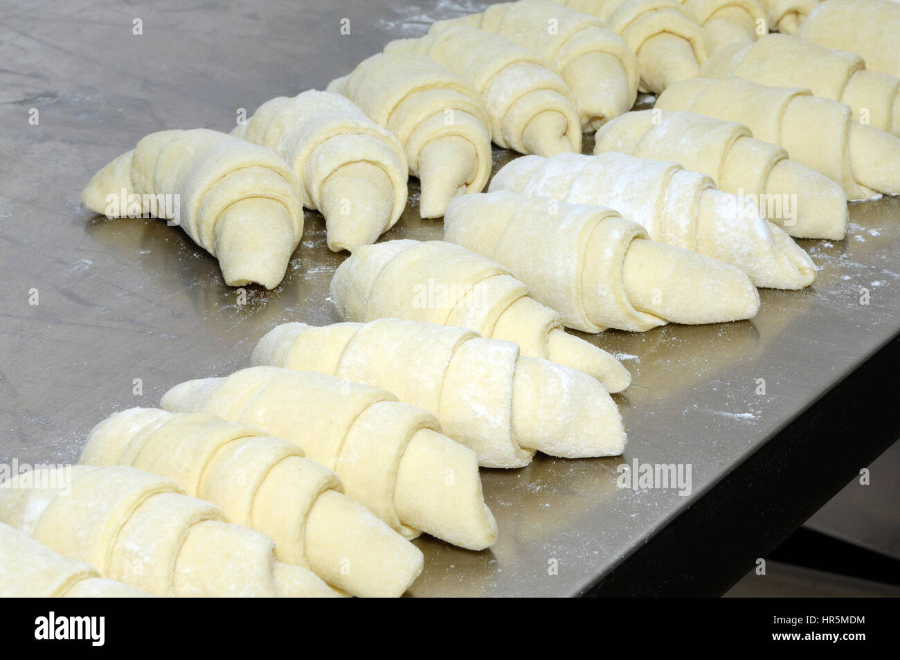 Baker working dough bakery hi-res stock photography and images - Alamy