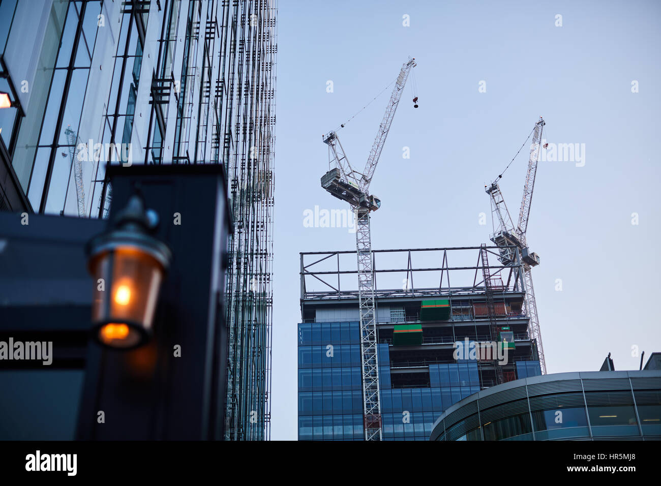 Quay construction cranes hi-res stock photography and images - Alamy