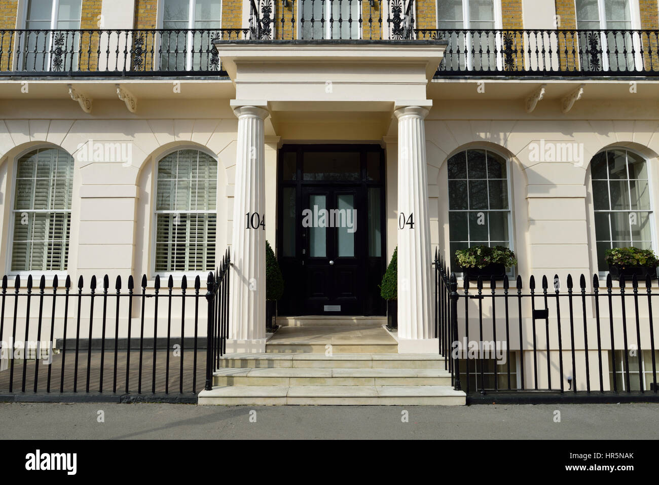 House houses eaton square hi-res stock photography and images - Alamy