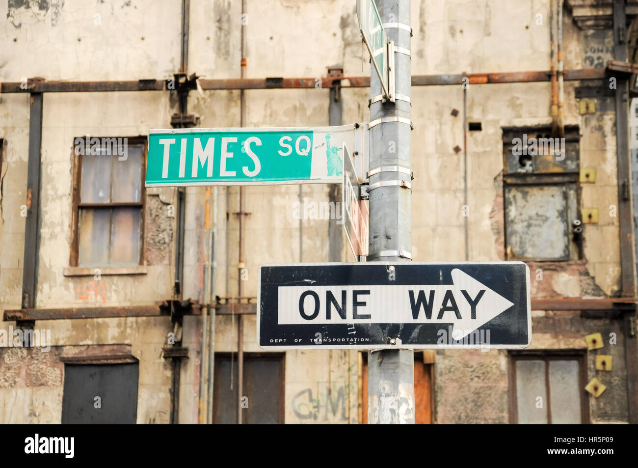 Old way and new way signs hi-res stock photography and images - Alamy