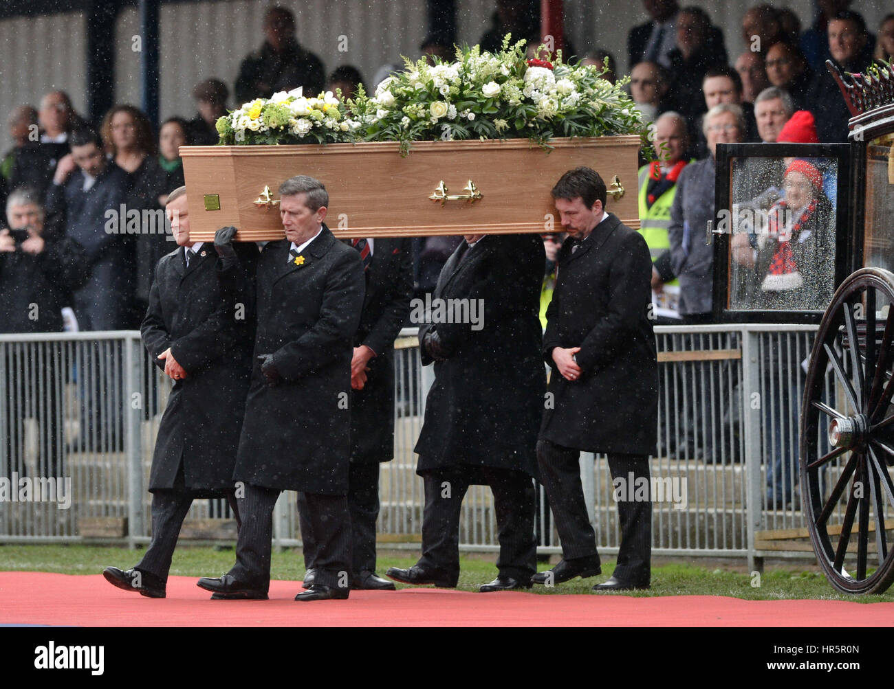 The coffin alan simpson hi-res stock photography and images - Alamy