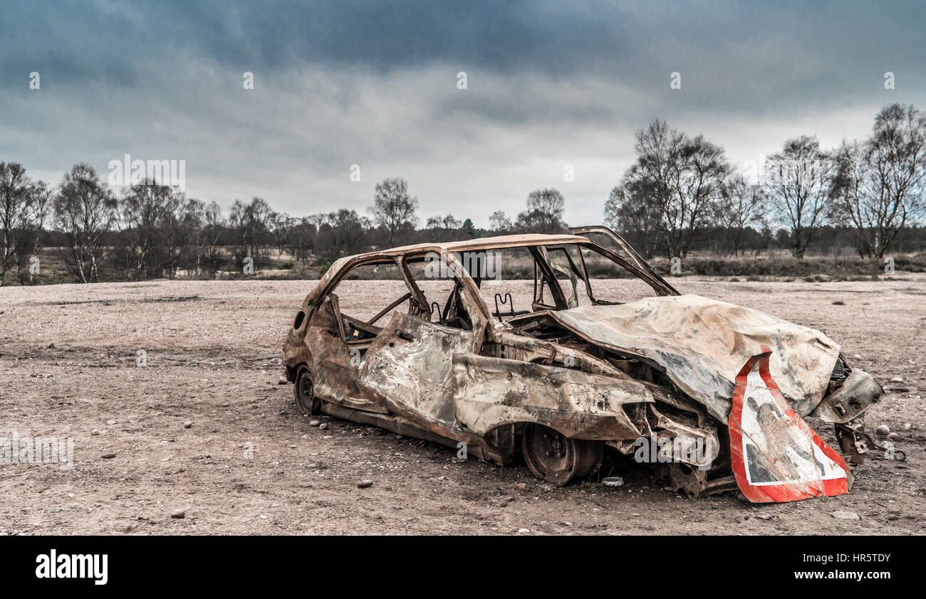 Burnt out car wreck Stock Photo - Alamy