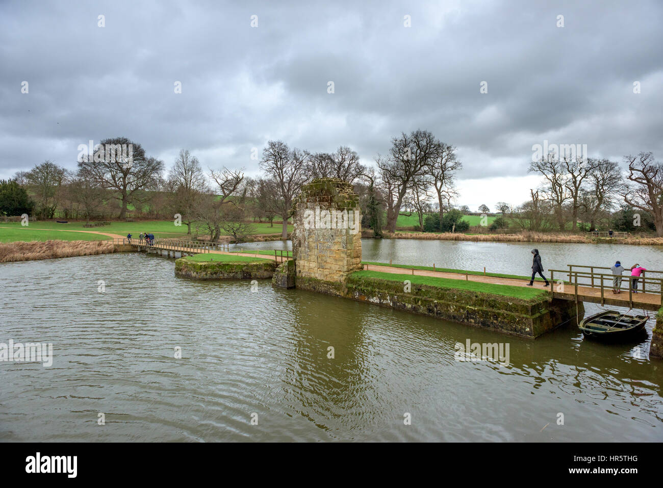 Bodiam castle drawbridge hi-res stock photography and images - Alamy