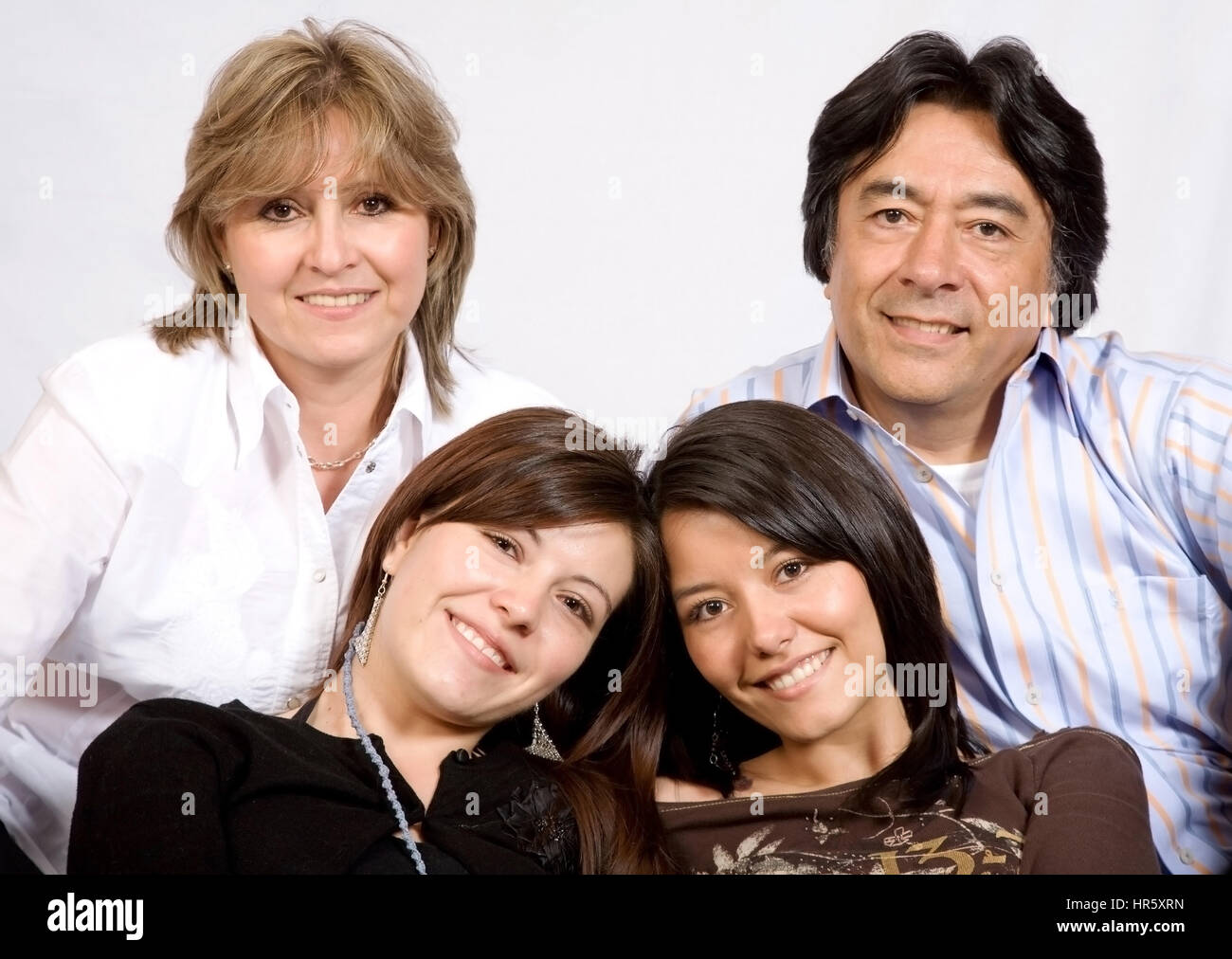 Latin american family hi-res stock photography and images - Alamy