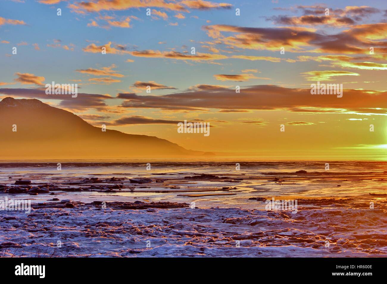 Peaceful inspiring tranquil sunset hi-res stock photography and images ...