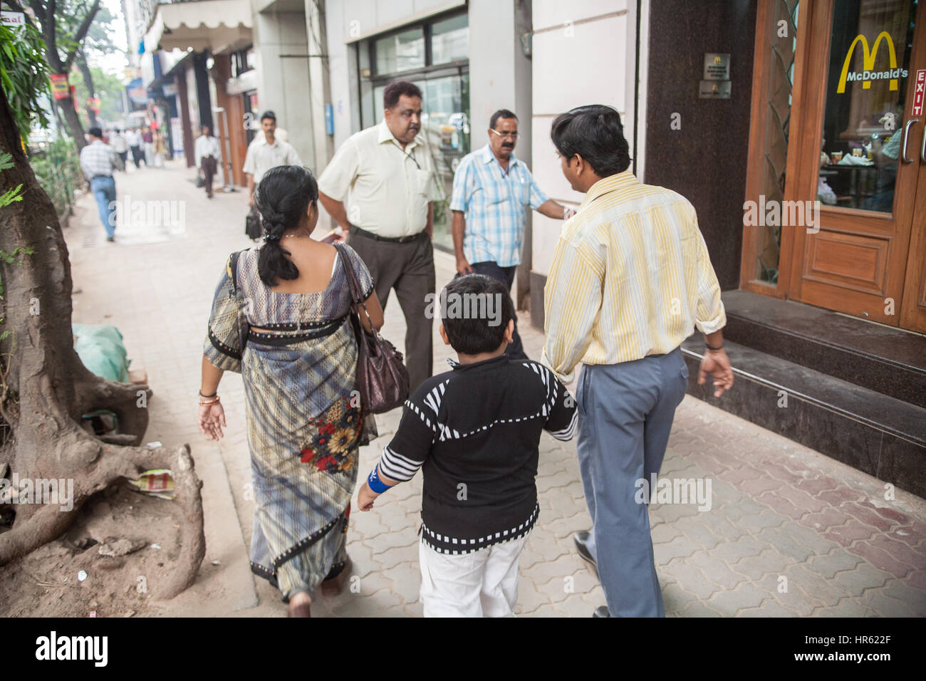 Middle class indian family in hi-res stock photography and images - Alamy
