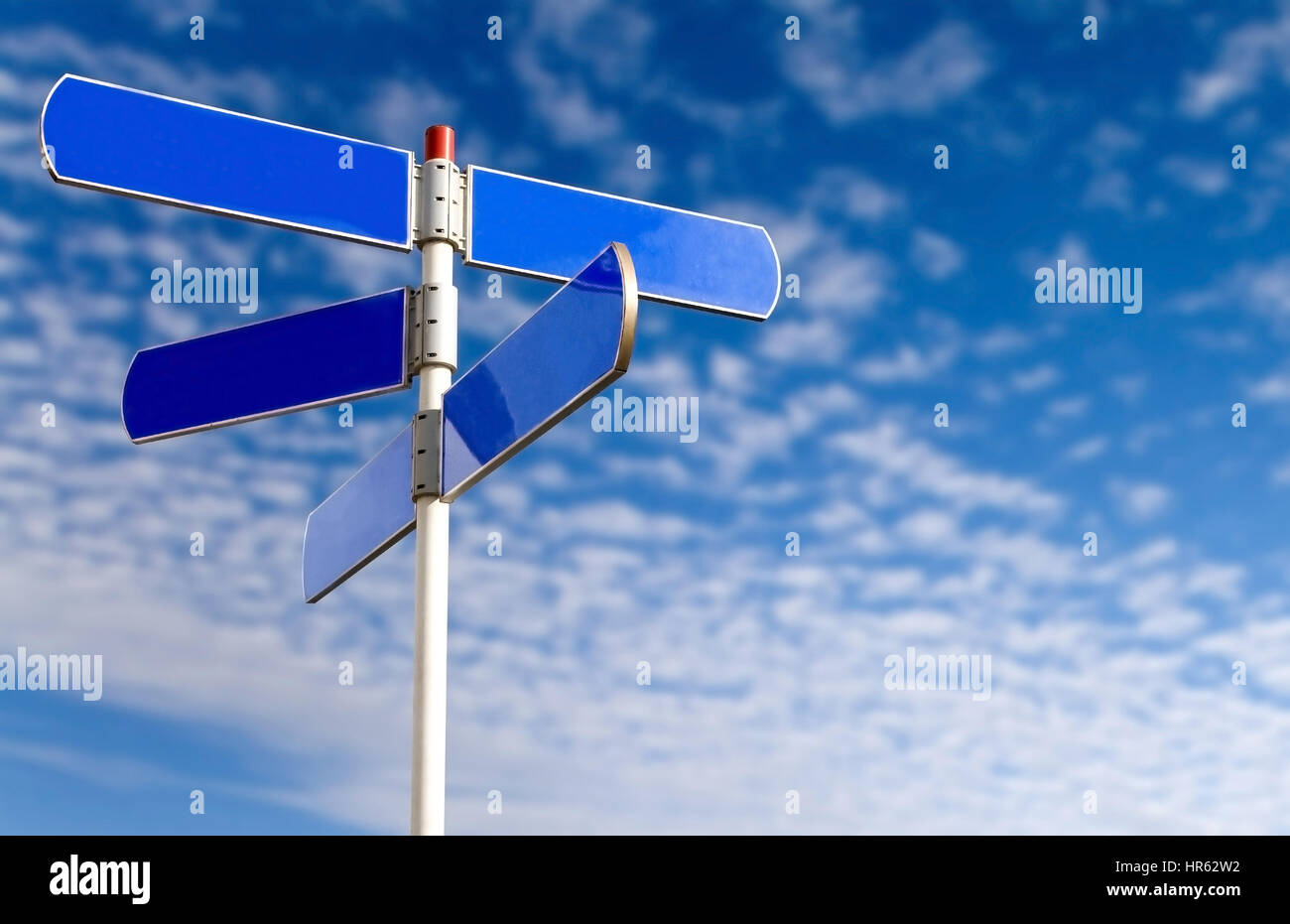 Emtpy street hi-res stock photography and images - Alamy