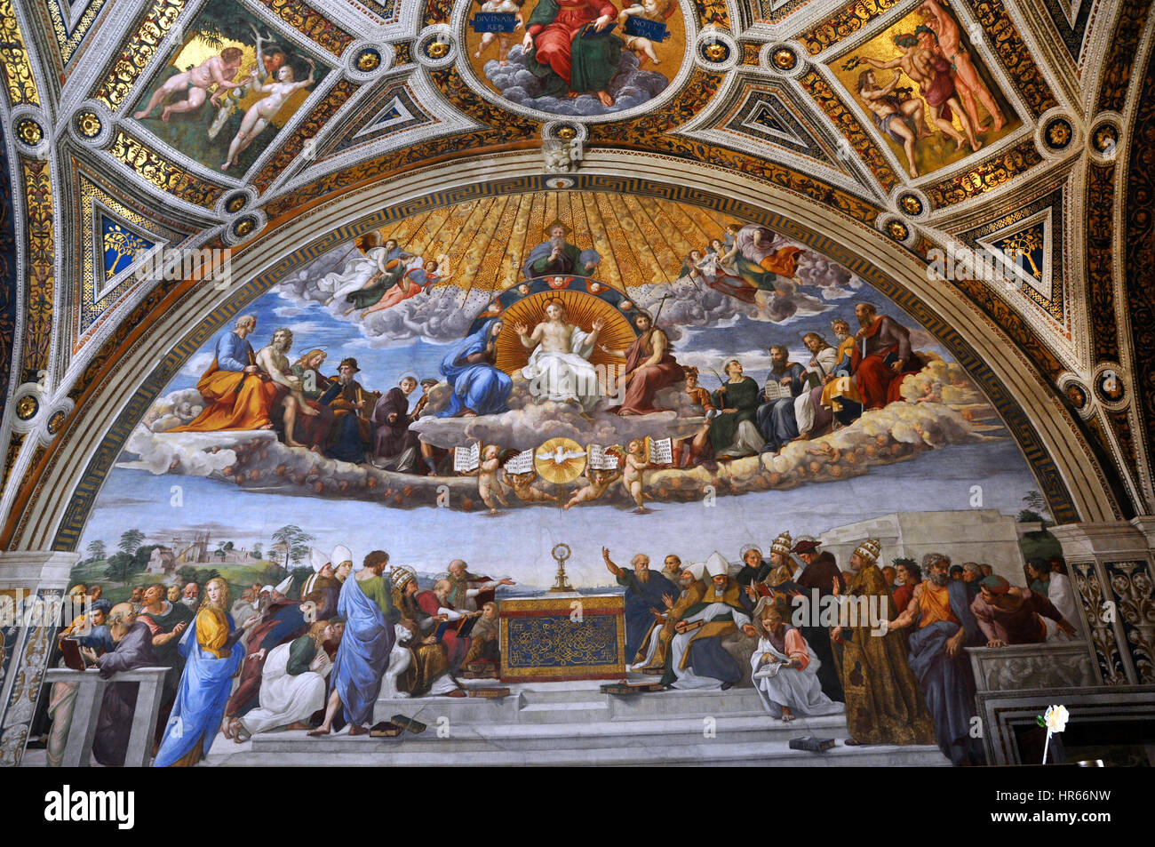 VATICAN CITY, ITALY - MARCH 14, 2016: The paintings on the walls and ...