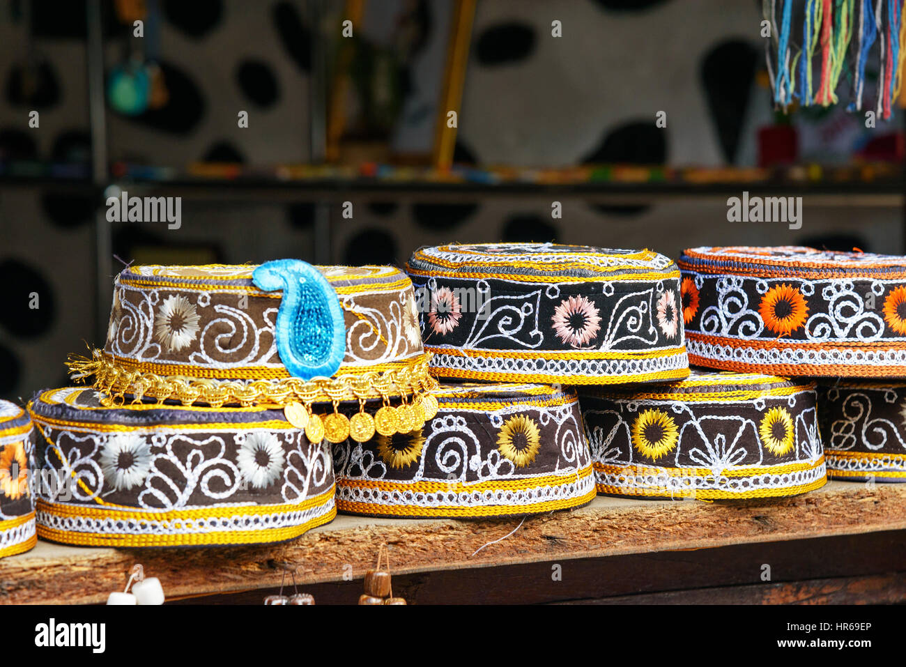 Traditional turkish headwear hi-res stock photography and images - Alamy