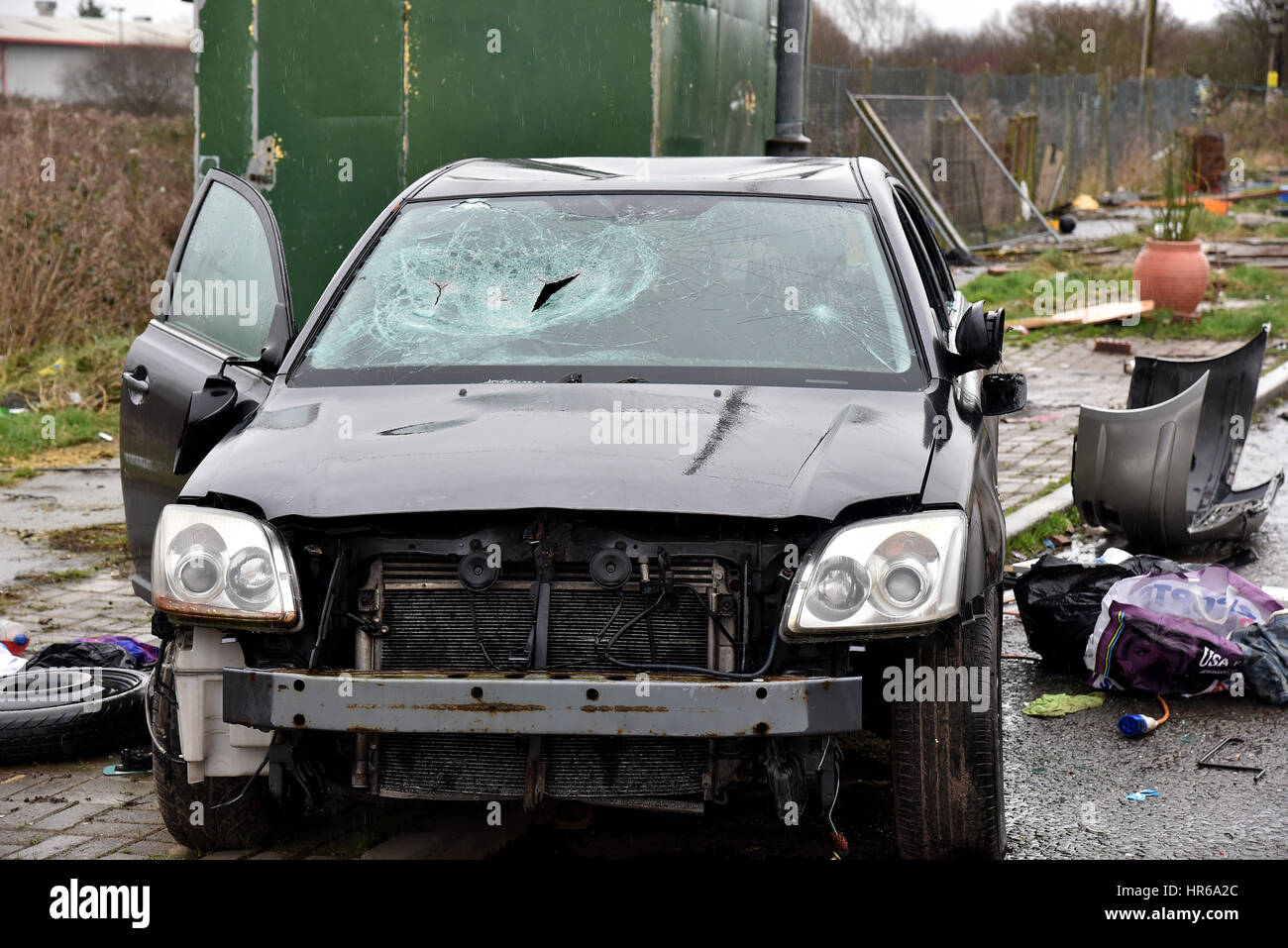 Wrecked caravan hi-res stock photography and images - Alamy