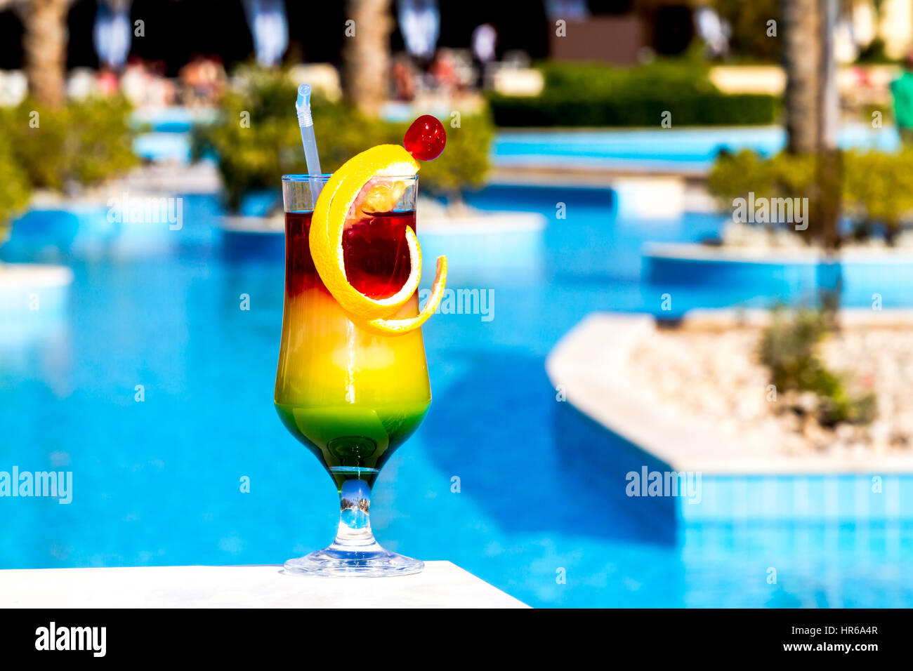 Cocktails By The Pool High Resolution Stock Photography and Images - Alamy