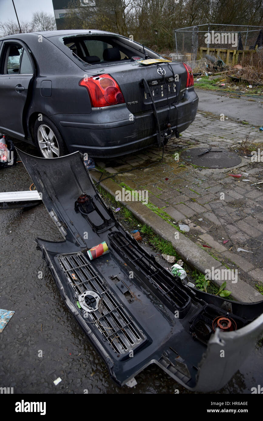Wrecked caravan hi-res stock photography and images - Alamy