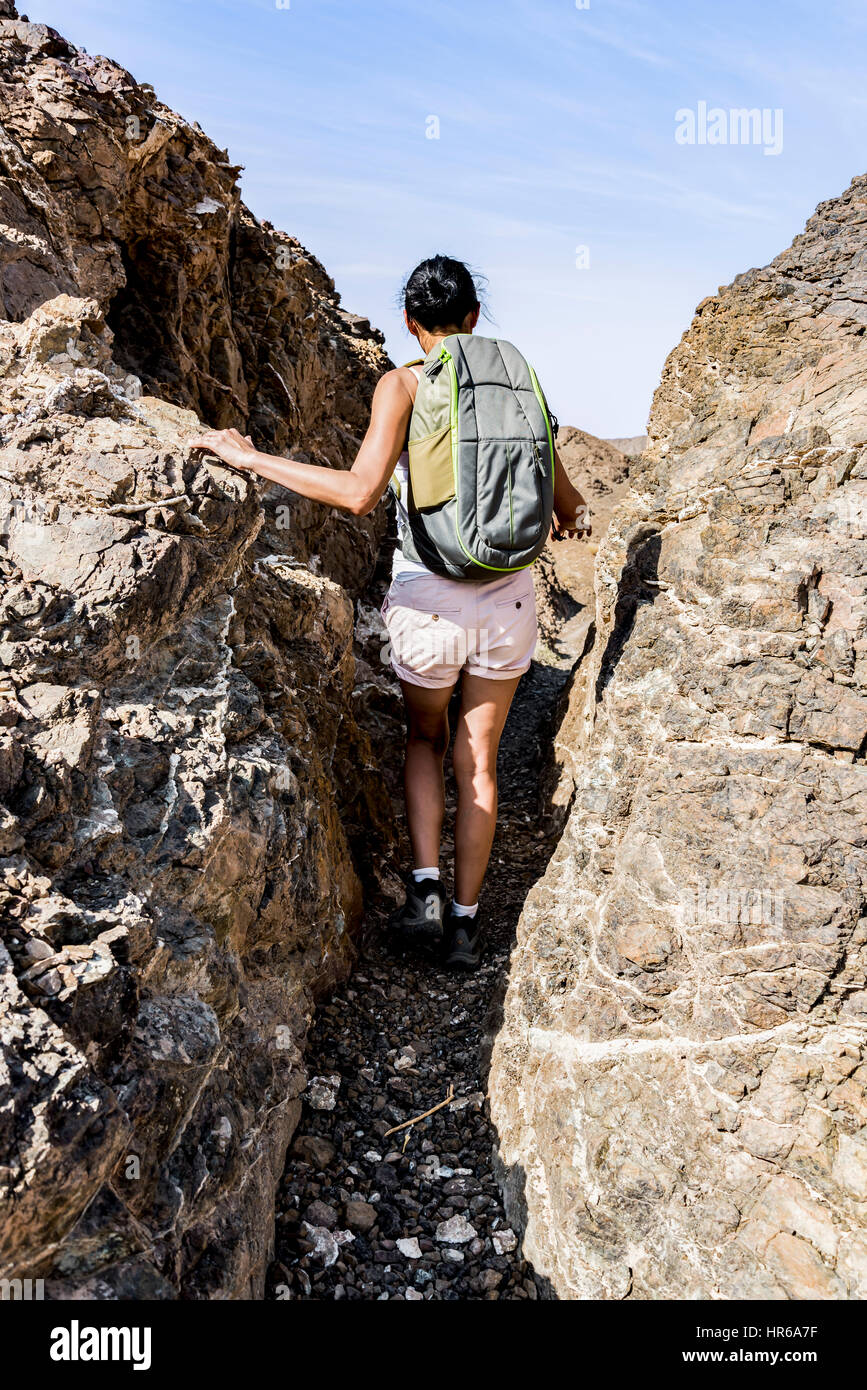 Girl climbing rocks mountains hi-res stock photography and images - Alamy