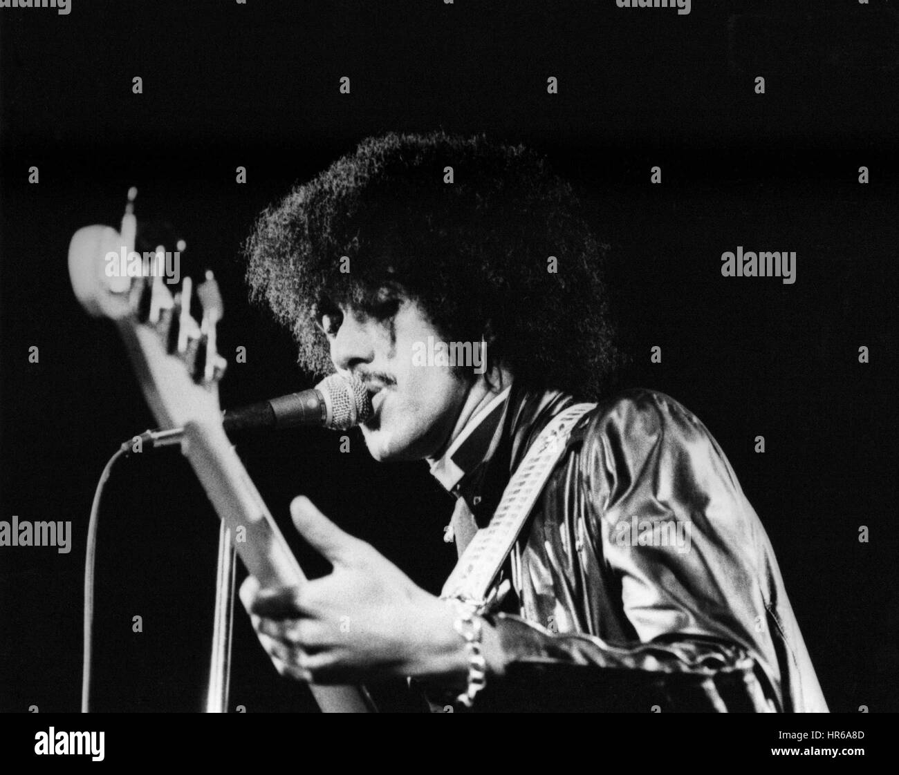 Lead singer with rock band thin lizzy hi-res stock photography and ...