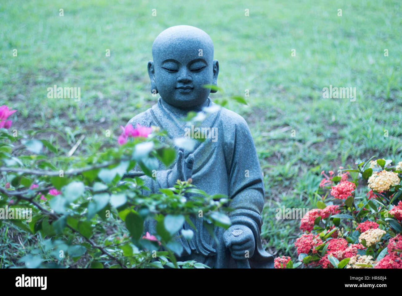 Buddhist sculptures hi-res stock photography and images - Alamy