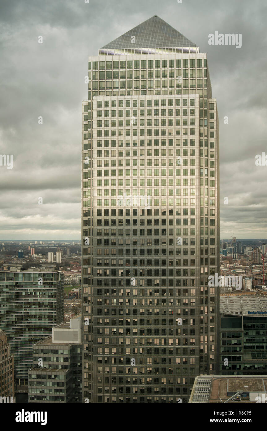 One Canada Square, iconic office building in Canary Wharf Stock Photo ...