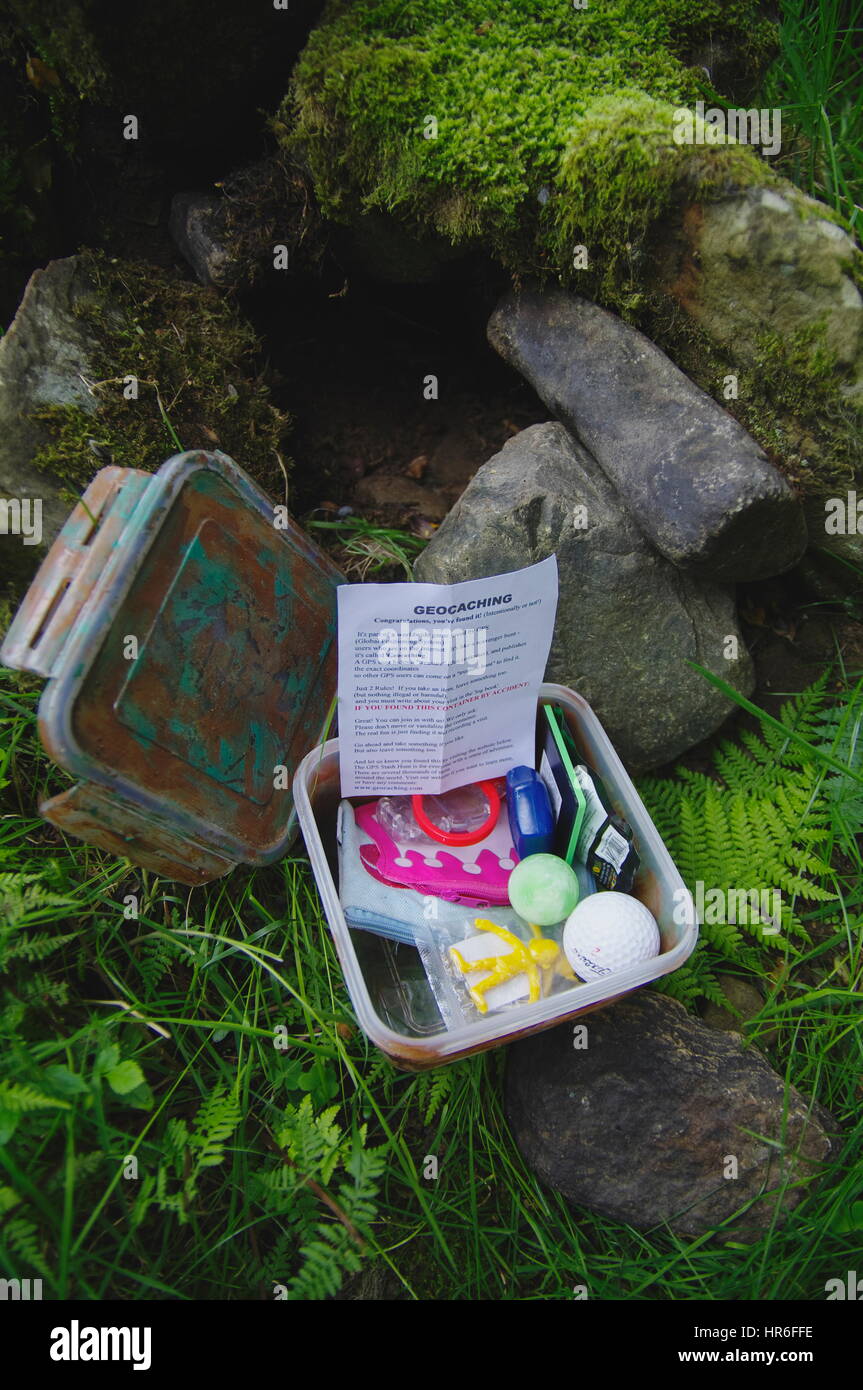 Geocaching map hi-res stock photography and images - Alamy