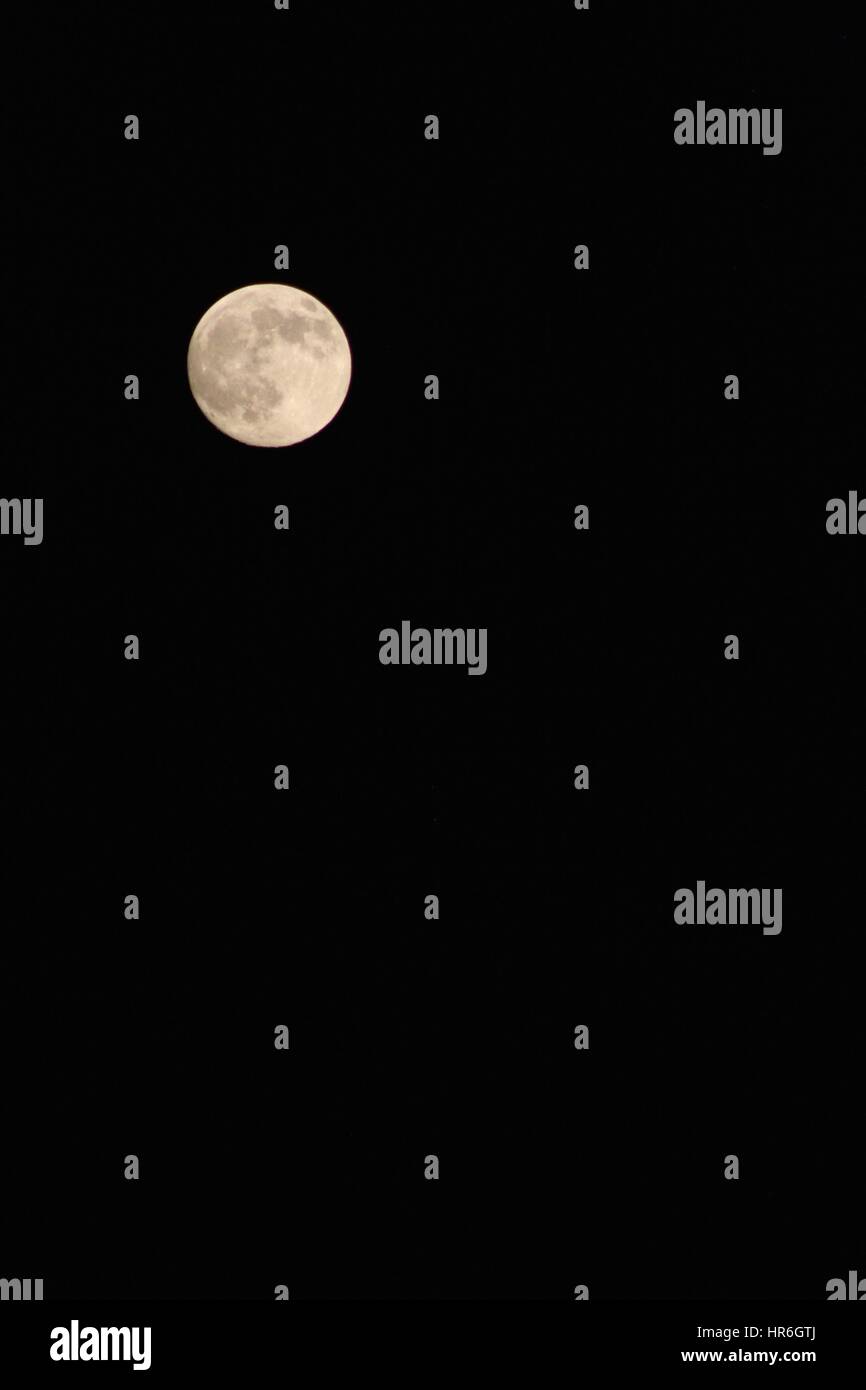 Night nighttime darkness moon hi-res stock photography and images - Alamy