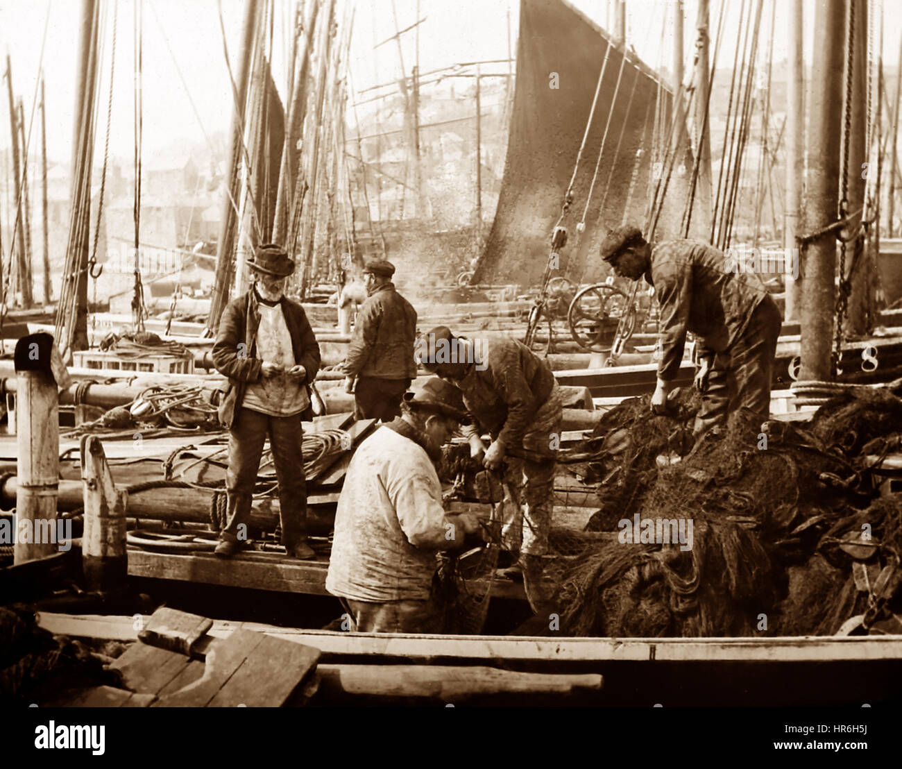 Fishermen Cornwall High Resolution Stock Photography and Images - Alamy