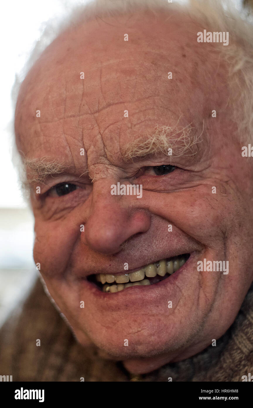 Elderly gentleman smiling Stock Photo - Alamy