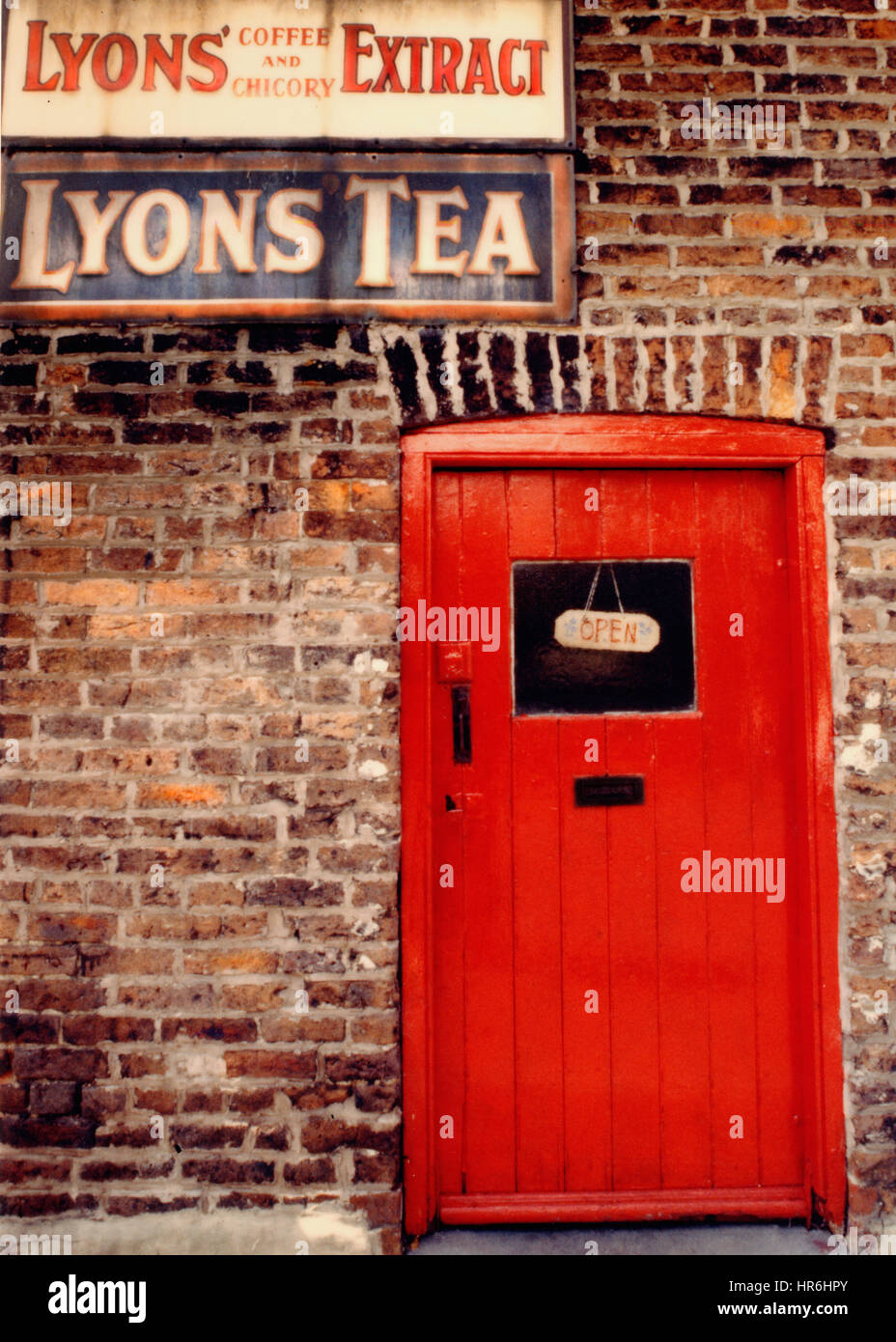 VILLAGE SHOP EXTERIOR Charming old world English village shop with ...