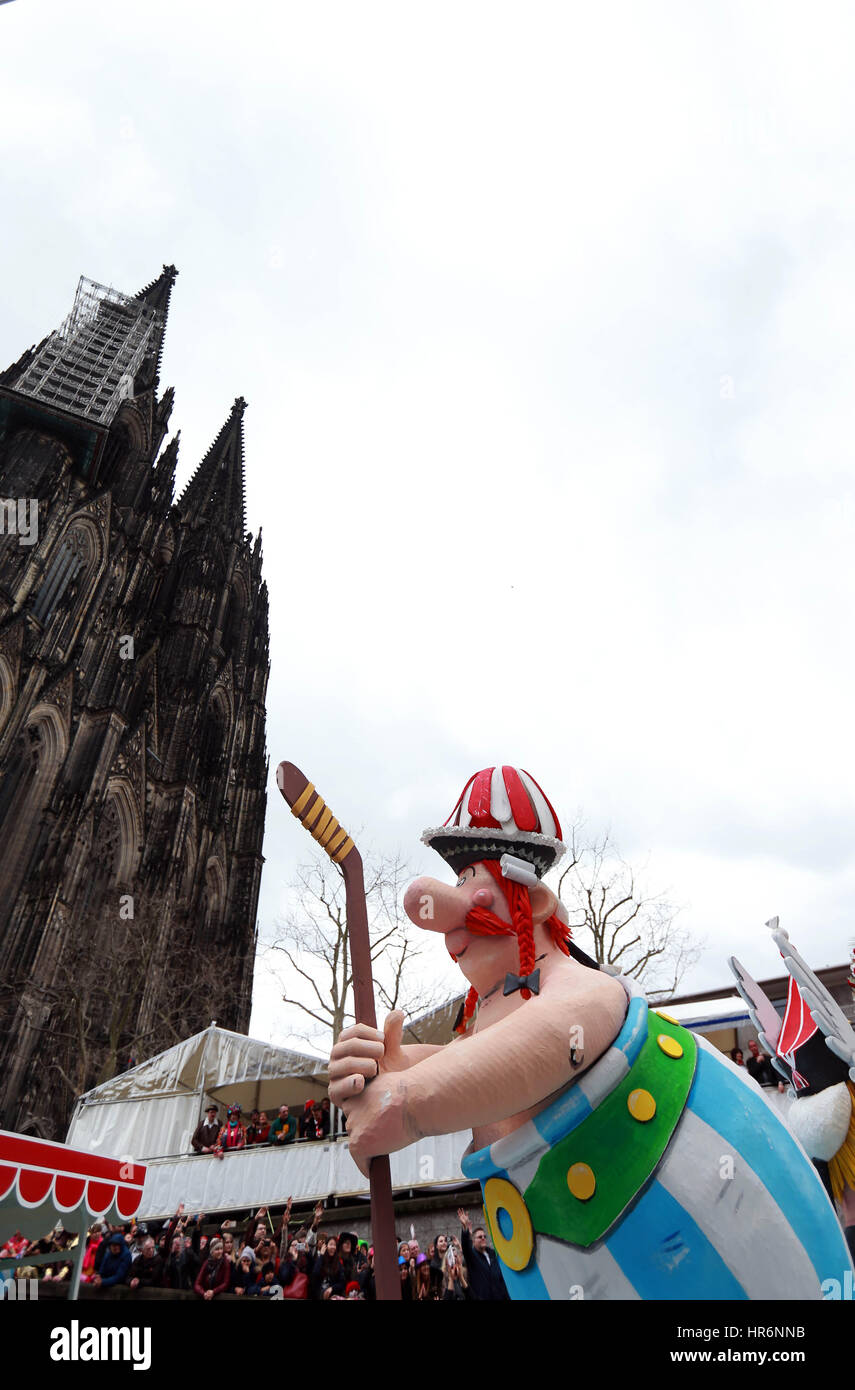 Cologne, Germany. 27th Feb, 2017. Carnival revellers celebrate during ...