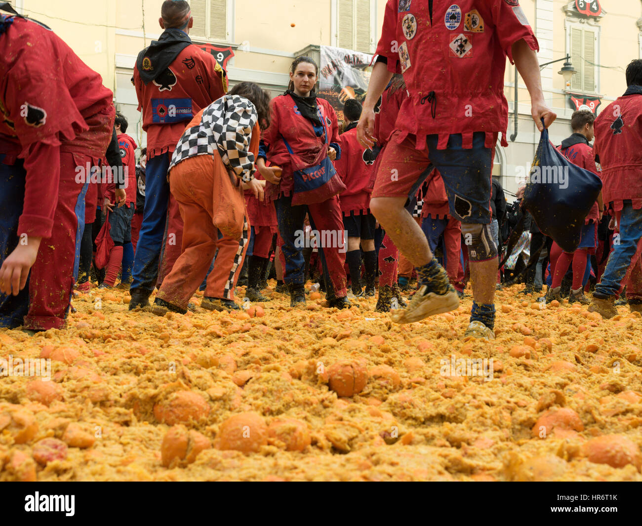 Battle fruit hi-res stock photography and images - Alamy