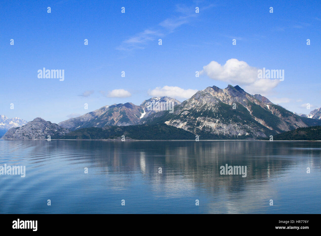 Beautiful Alaskan landscape with mountains and still waters Stock Photo ...
