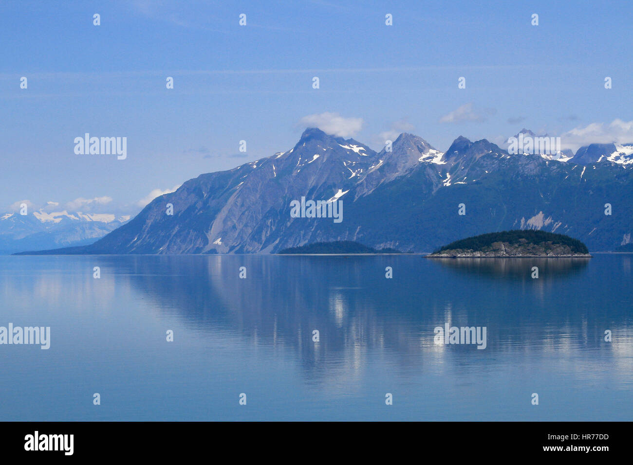 Beautiful Alaskan landscape with mountains and still waters Stock Photo ...