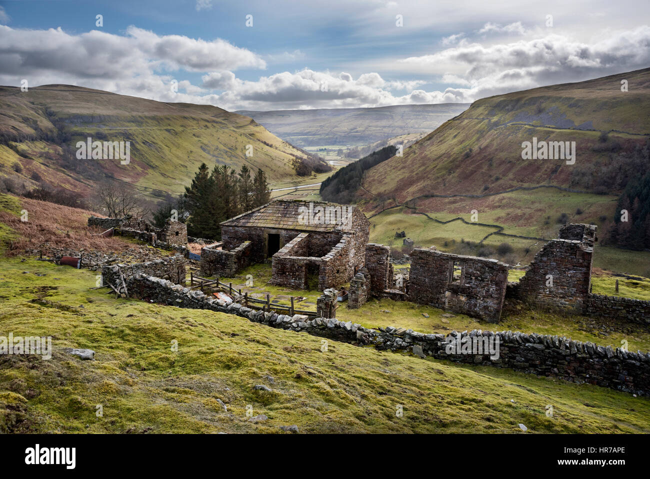 Crackpot Hall, Keld, Yorkshire Dales National Park, UK Stock Photo - Alamy