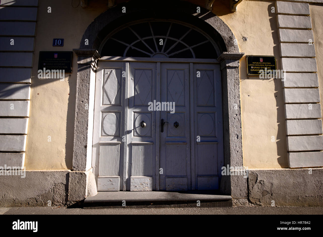 Entrance Door to Town Council Building Stock Photo - Alamy