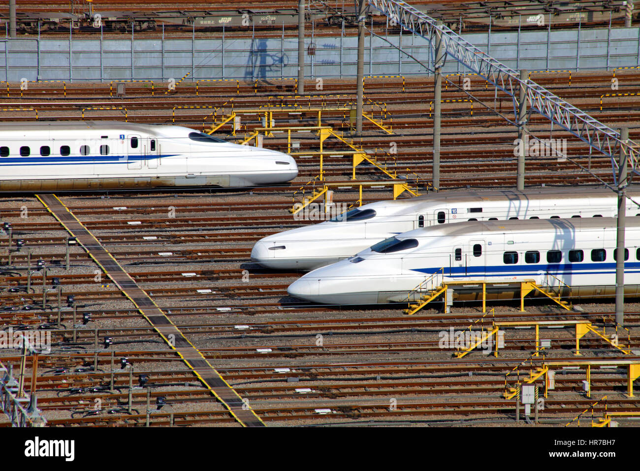 Shinkansen hi-res stock photography and images - Alamy