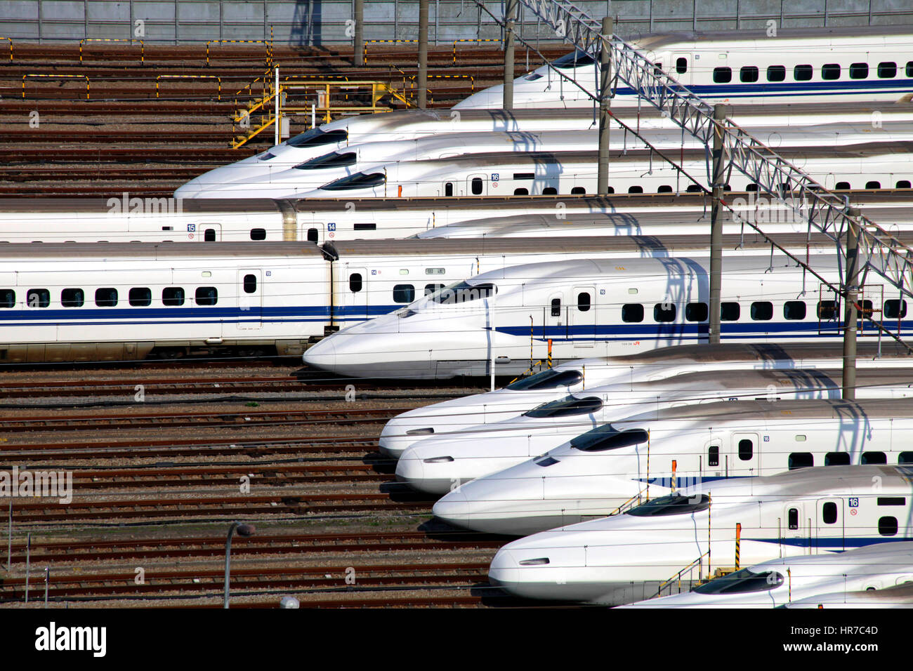 Japan shinkansen rail jr tokaido line hi-res stock photography and images - Alamy