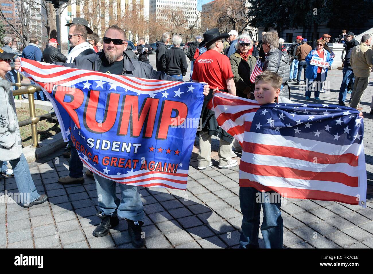 Supporters at the "Spirit of America" rally for President Trump in ...