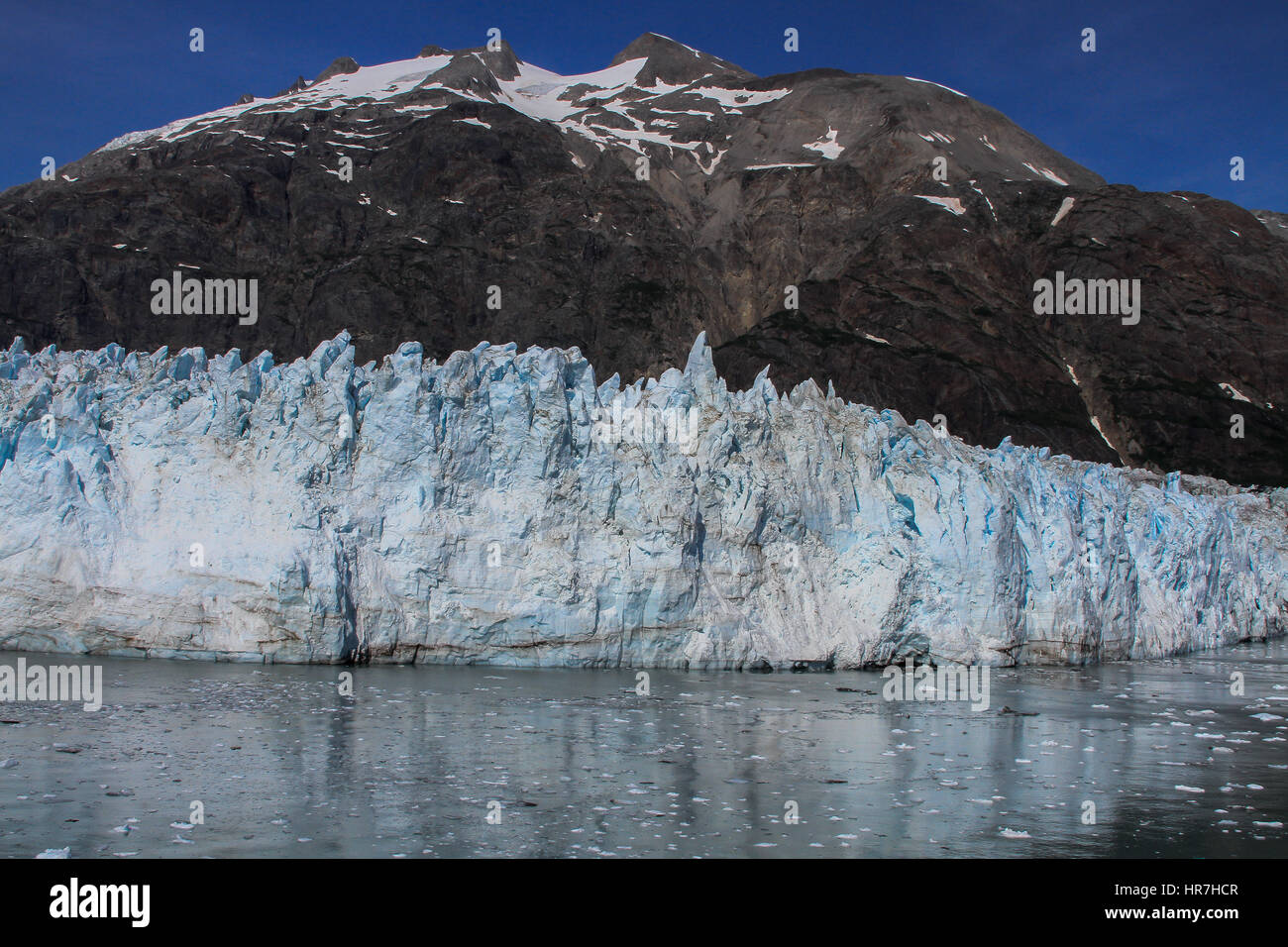 Blue green glacier water hi-res stock photography and images - Alamy